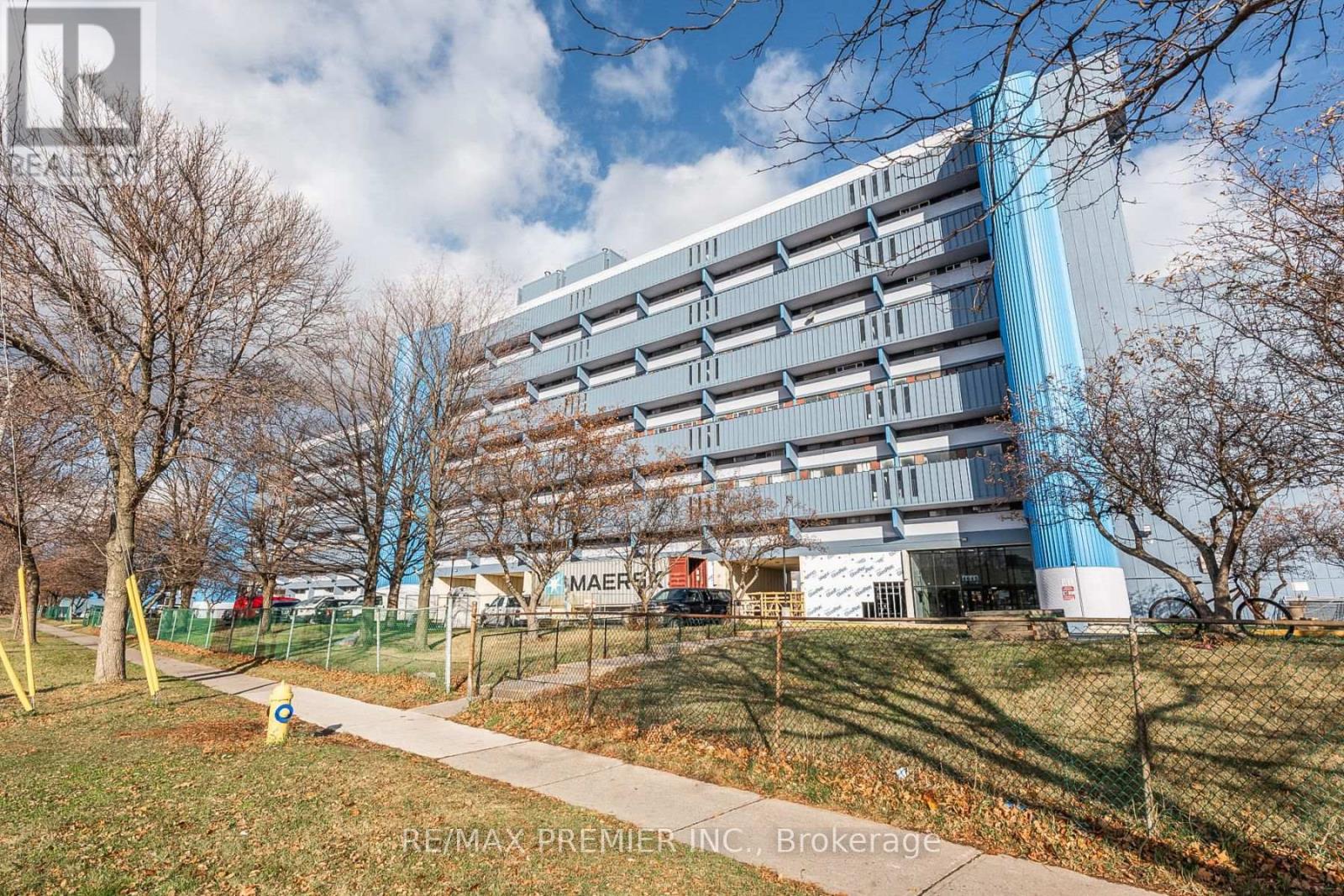 807 - 4673 JANE STREET, Toronto (Black Creek) | Guglu Homes